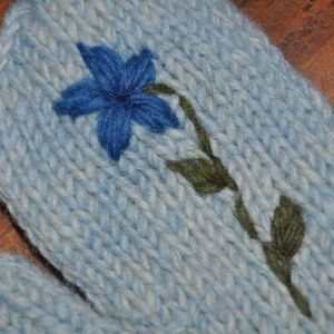 Kyber Outerwear | Accessories | Kyber Outerwear Handknit In Nepal 0wool ...